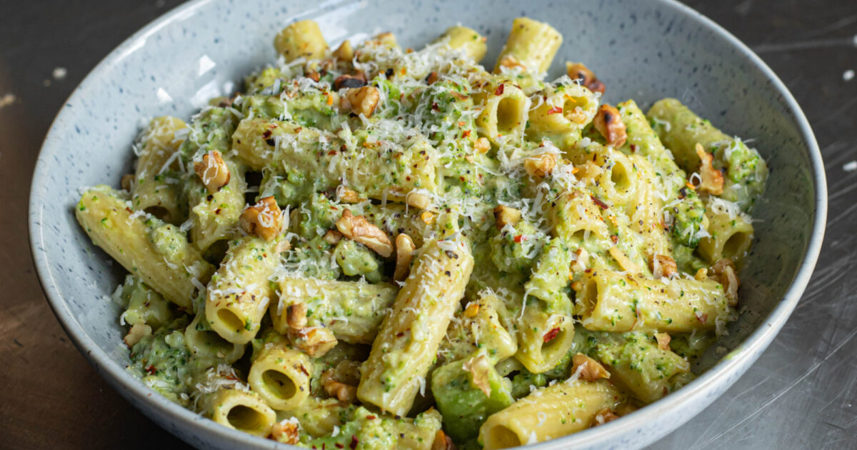 Broccoli and Walnut Rigatoni | Mob