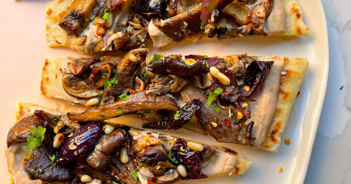 Best Mushroom Flatbreads — How To Make Flatbread At Home | Mob