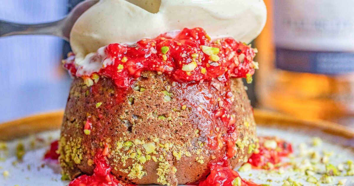 Raspberry Pistachio Chocolate Fondants | Mob