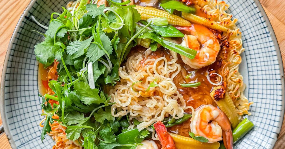 Saucy King Prawn Crispy ‘Instant Noodles’ | Mob