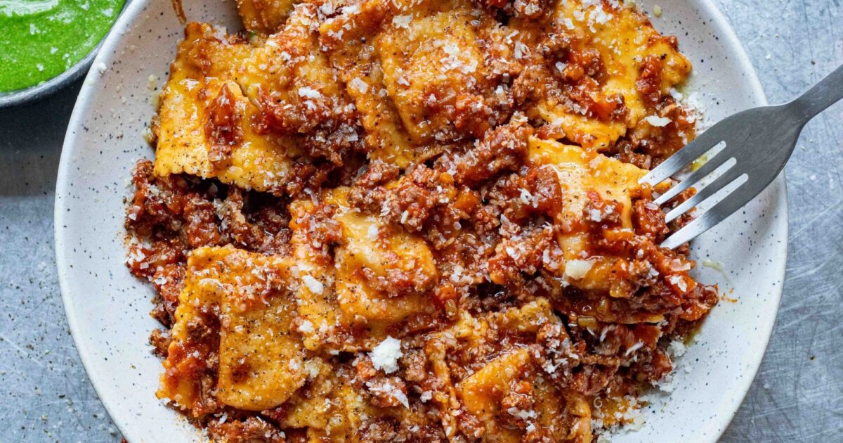 Ravioli Ragù | Mob