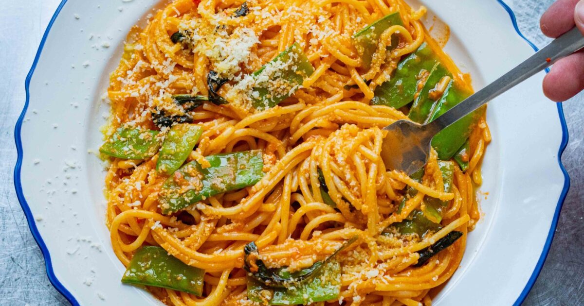 Spaghetti With ‘Nduja, Runner Beans & Lemon | Mob