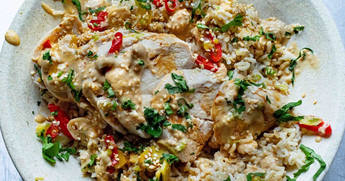 Steamed Chicken Rice Bowl with Peanut Sesame Dressing Recipe | Mob