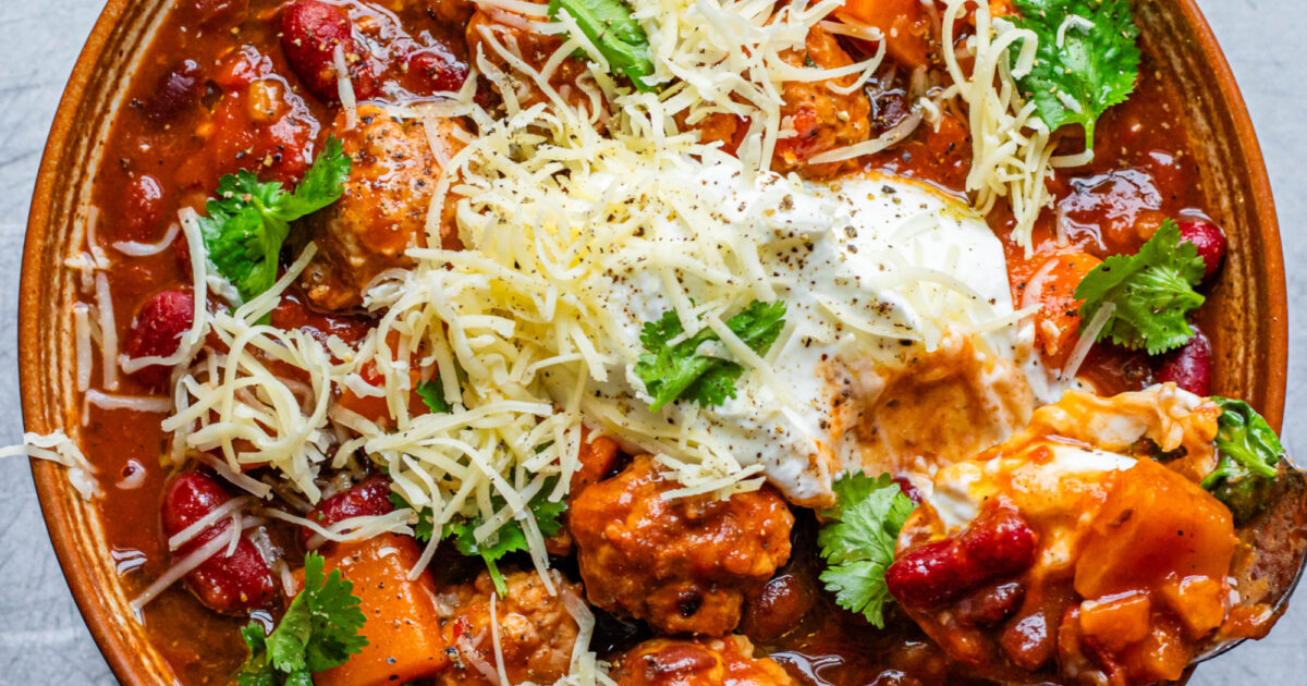 Cajun-Spiced Chicken Meatball & Butternut Chilli | Mob