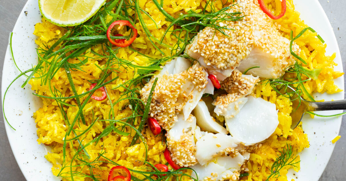 Herby Sesame Cod with Turmeric Rice | Mob