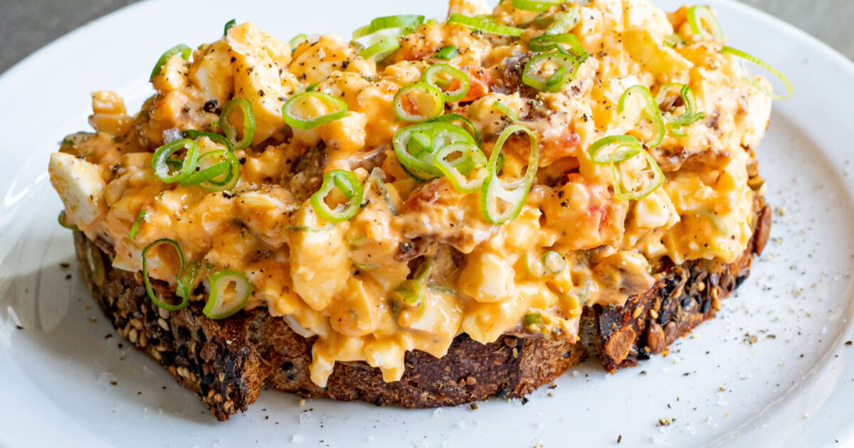 Crispy Bacon & Egg High Protein Smash | Mob